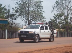 Le Cortège présidentiel tue un policier sur la route de Damara